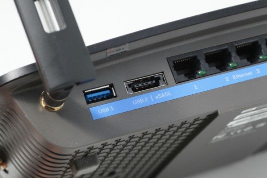 無線上網瘋速上升！Linksys AC2400 Dual Band Gigabit Wi-Fi Router