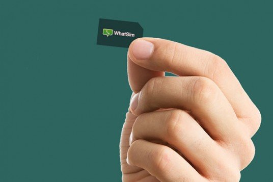 一卡在手世界通行！可任用 WhatsApp 的專用 SIM 卡登場！ - 流動日報