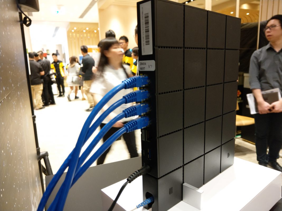 網上行 HKT 全新服務！4x1000M 多連接寬頻 每位用戶都能獨立上網 - 流動日報