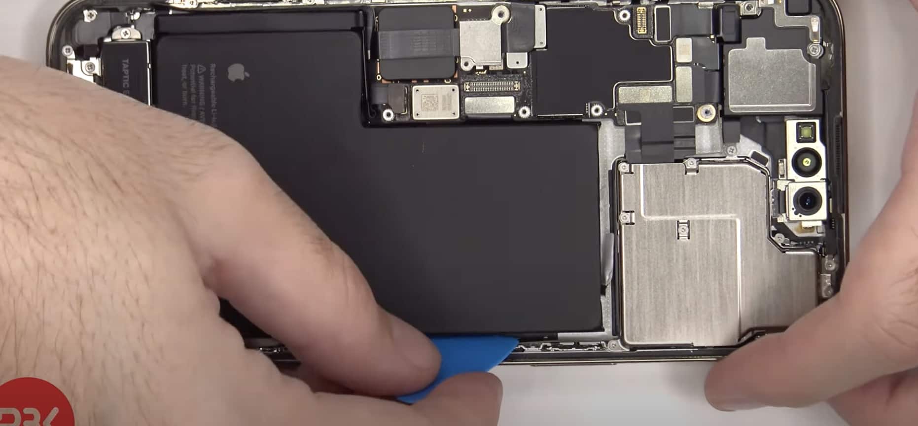 iPhone 14 Pro Max 拆解影片率先現身 - 流動日報