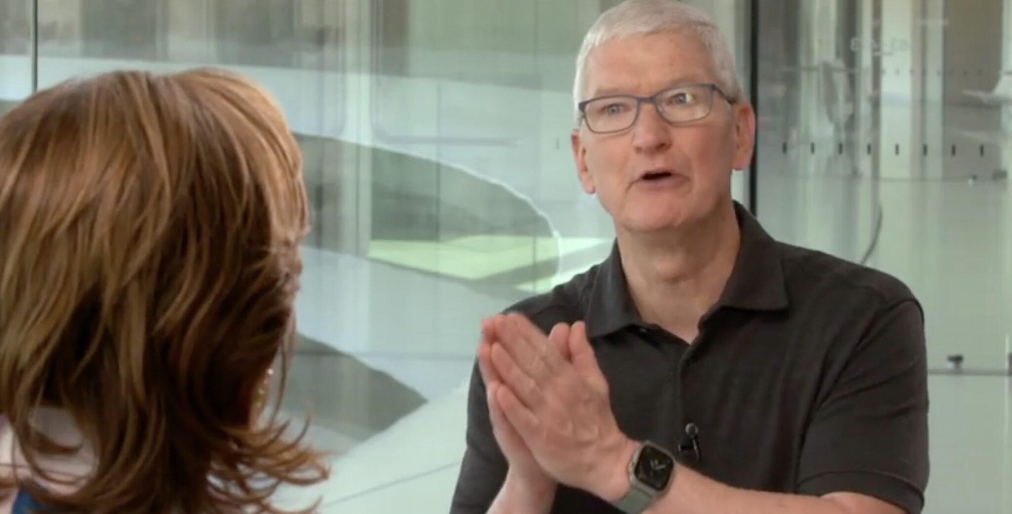 會有 AppleGPT 嗎？Tim Cook：蘋果生成式 AI 已研發多年 - 流動日報