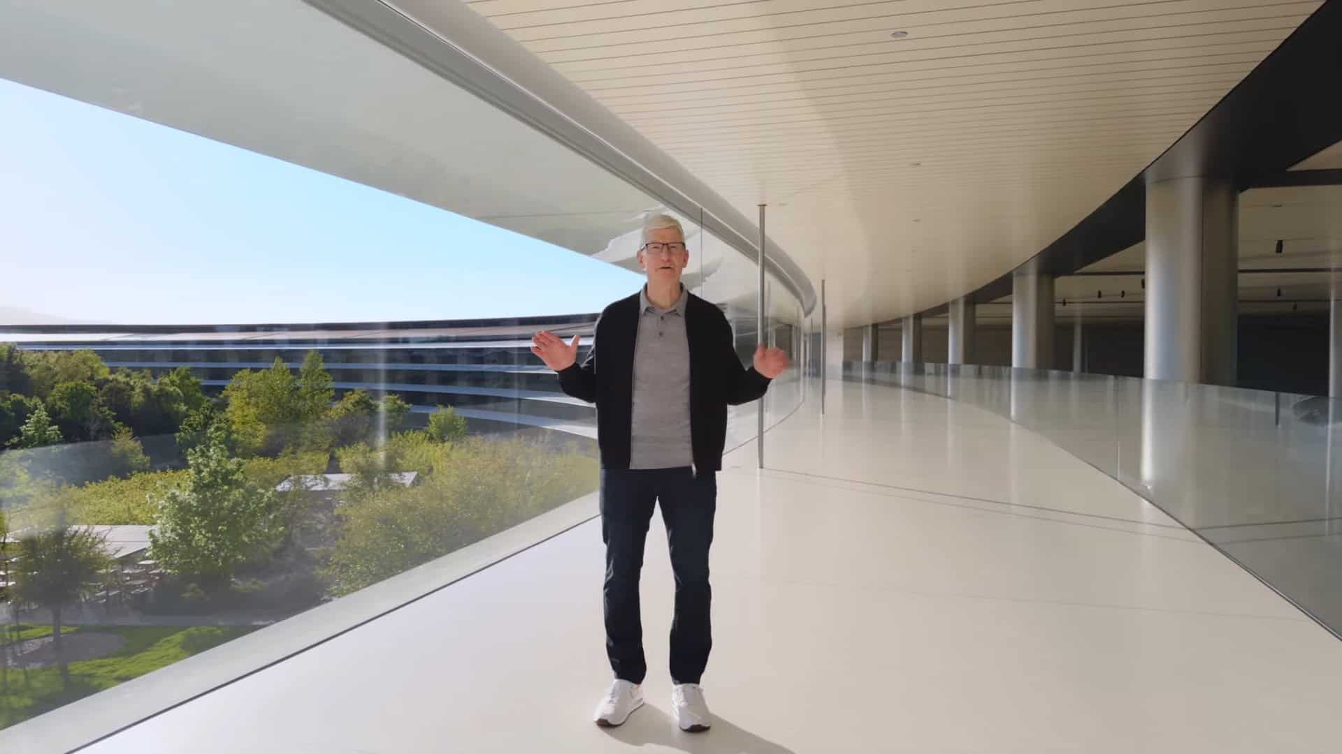 Tim Cook 談 AI 功能不收費的背後原因 - 流動日報